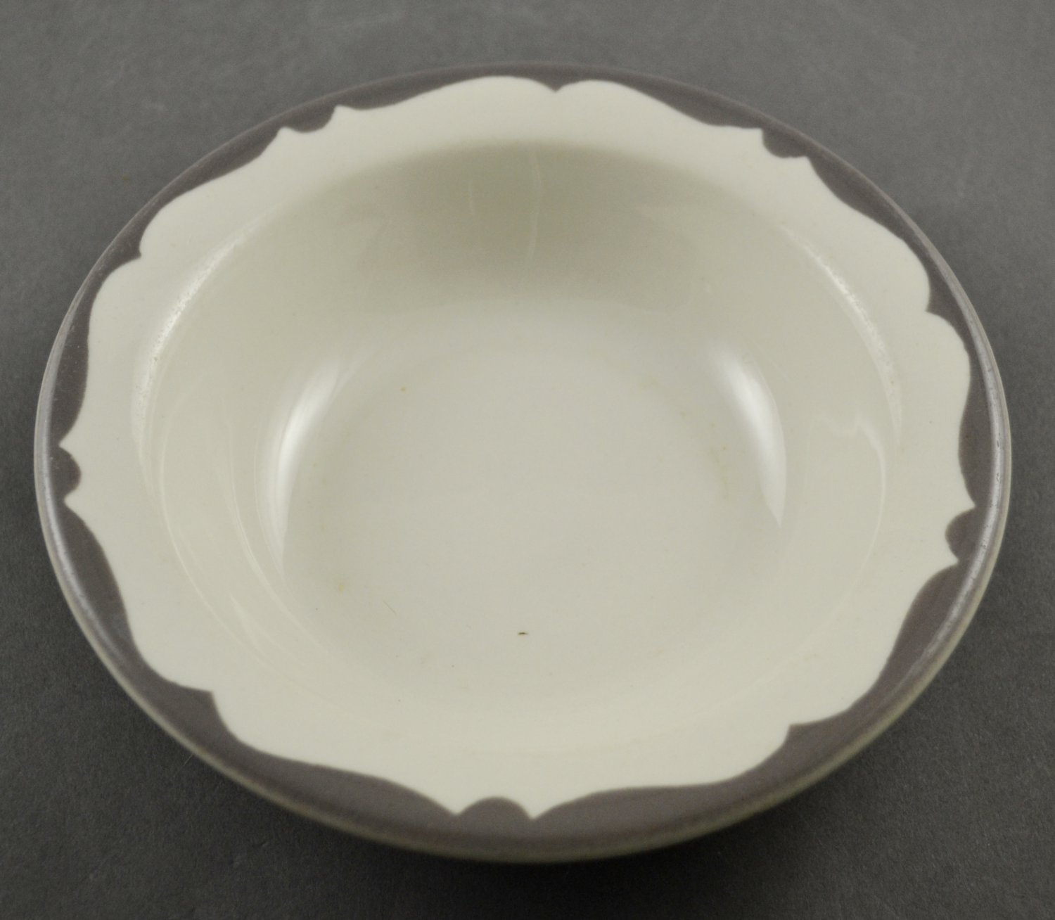 Buffalo China Restaurant Ware White Bowl w/ Gray Trim