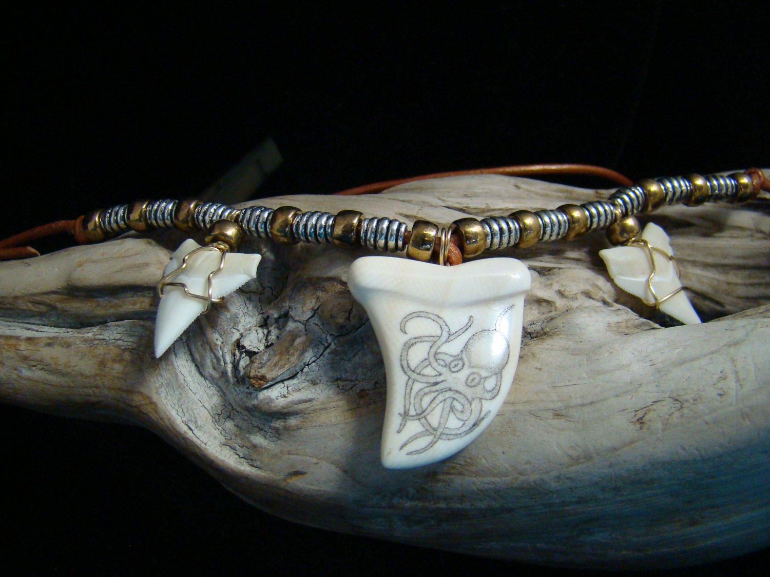 Scrimshaw " Octopus " Hand made Fossil Mammoth Ivory Pendant - 2 White ...